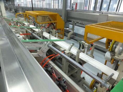 Plastic pipe bagging and packing machine - Turnover machinery